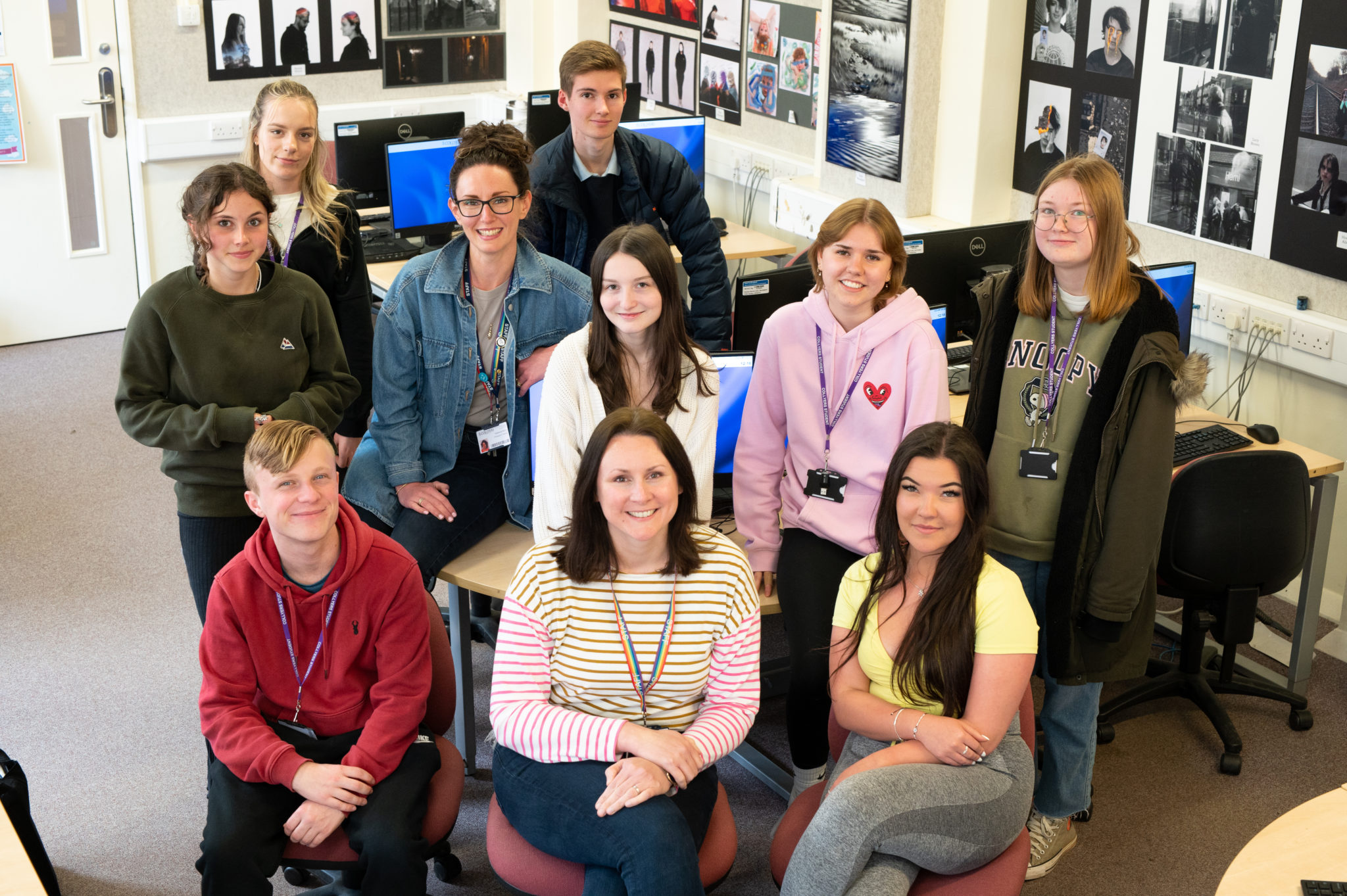 Students Zoom In On Record! - Collyer's